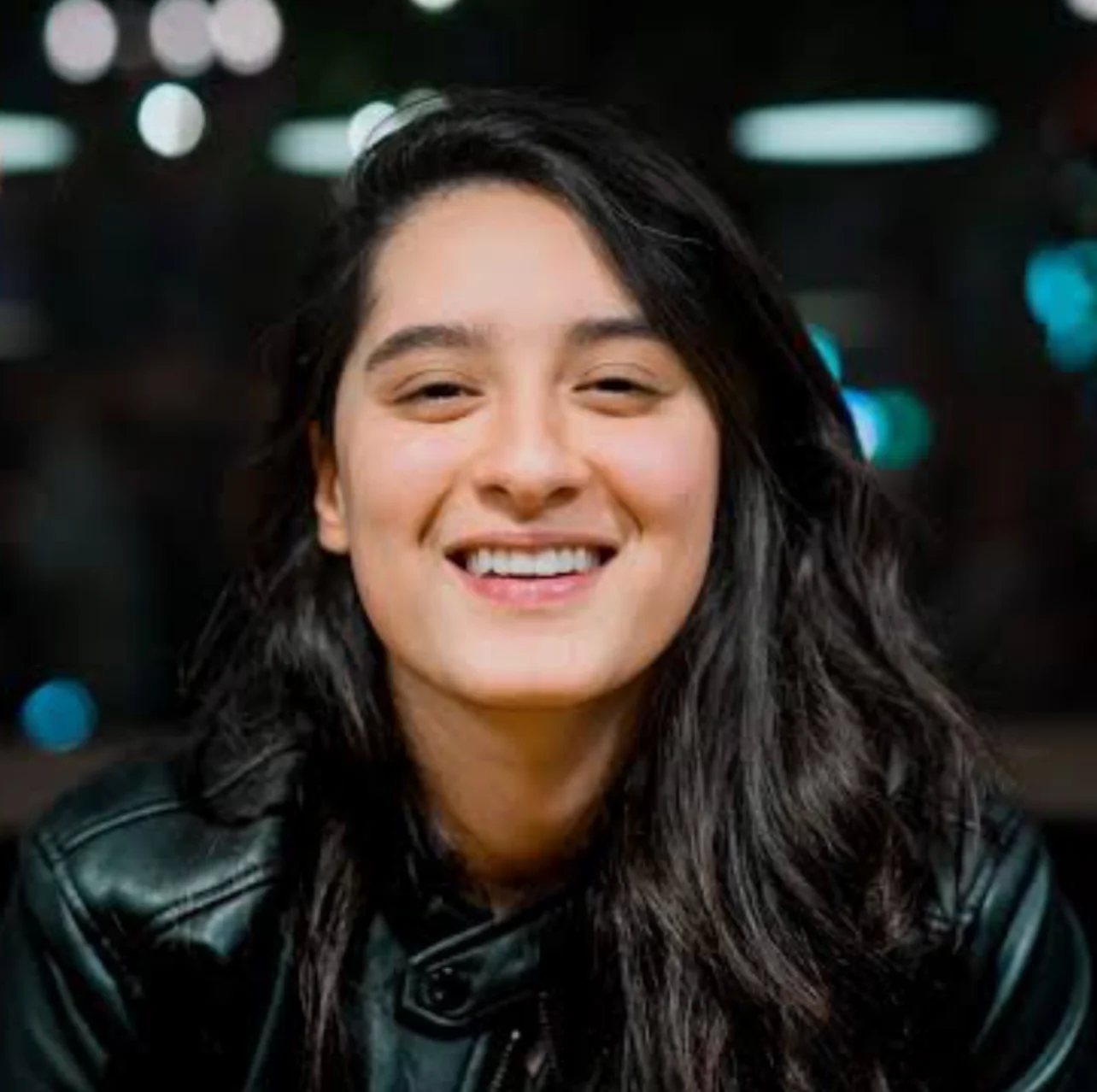 Yashal Shahid - Sixscreen